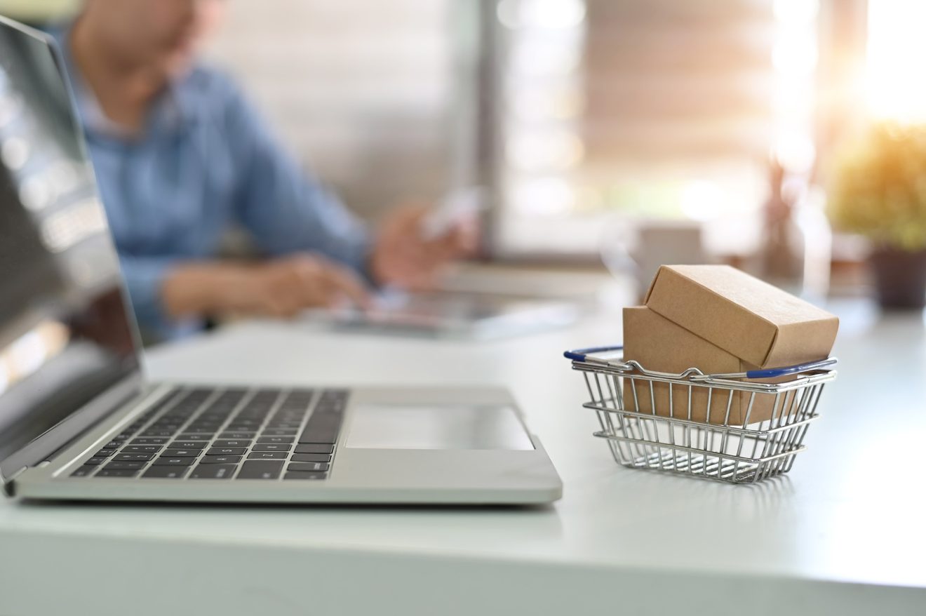 Você sabe como é o processo de compra B2B? | Alibaba IEST